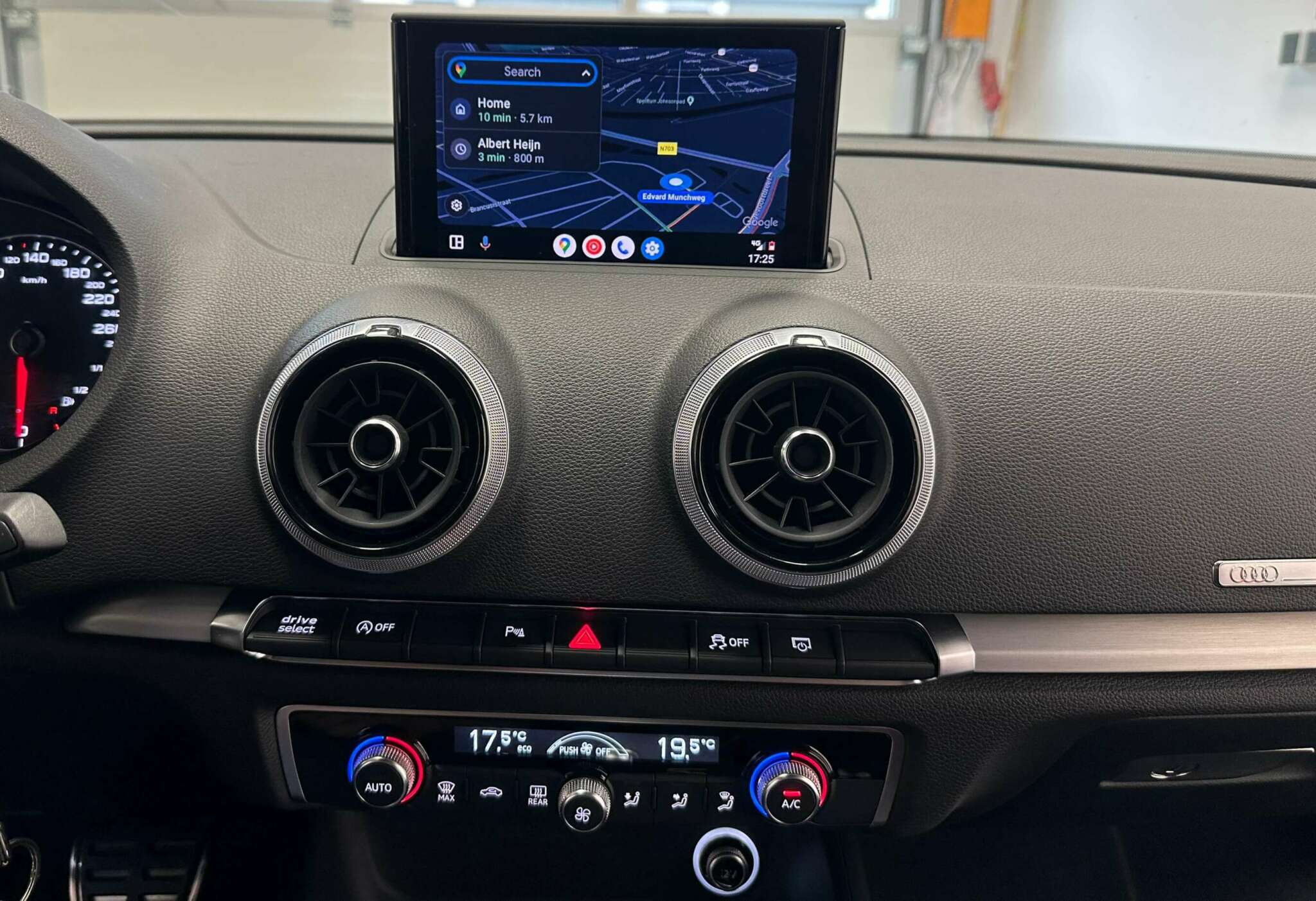 Audi A1 Android Auto inbouwen | Autoscherm24